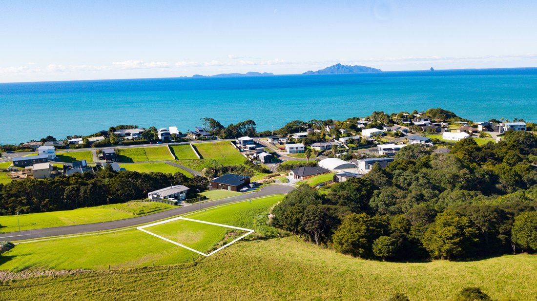 8 Starlight Place, Langs Beach, In Langs Beach, Northland, New Zealand ...
