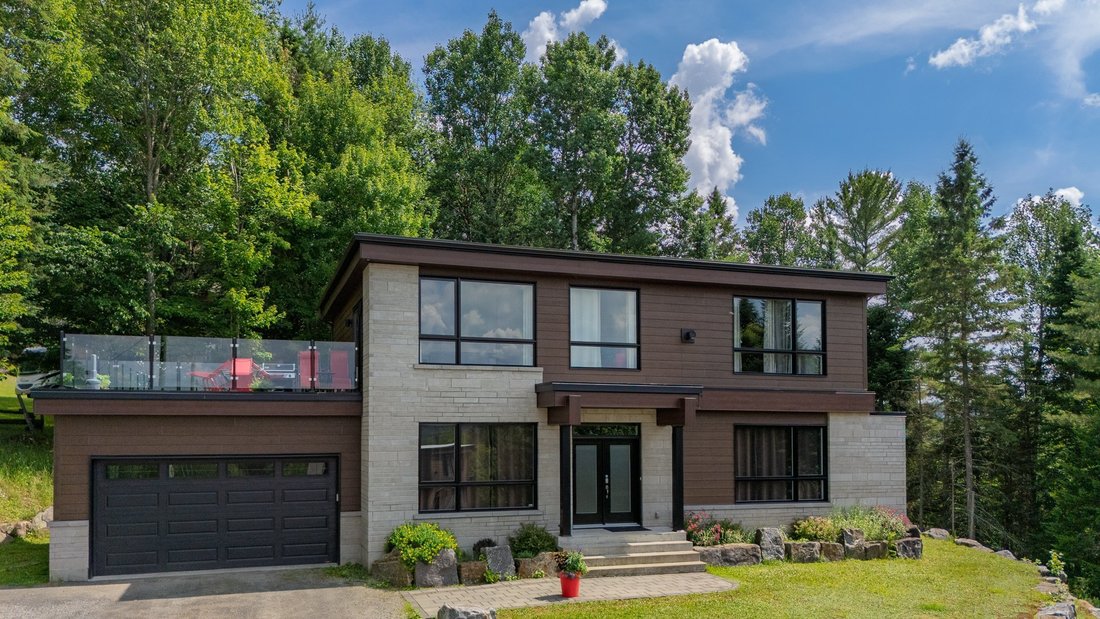 Rare! Stunning Estate With Three Modern In Mont Tremblant, Quebec ...