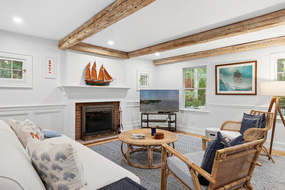 16 Stock Farm Ln Sag Harbor, New York In Sag Harbor, New York, United ...