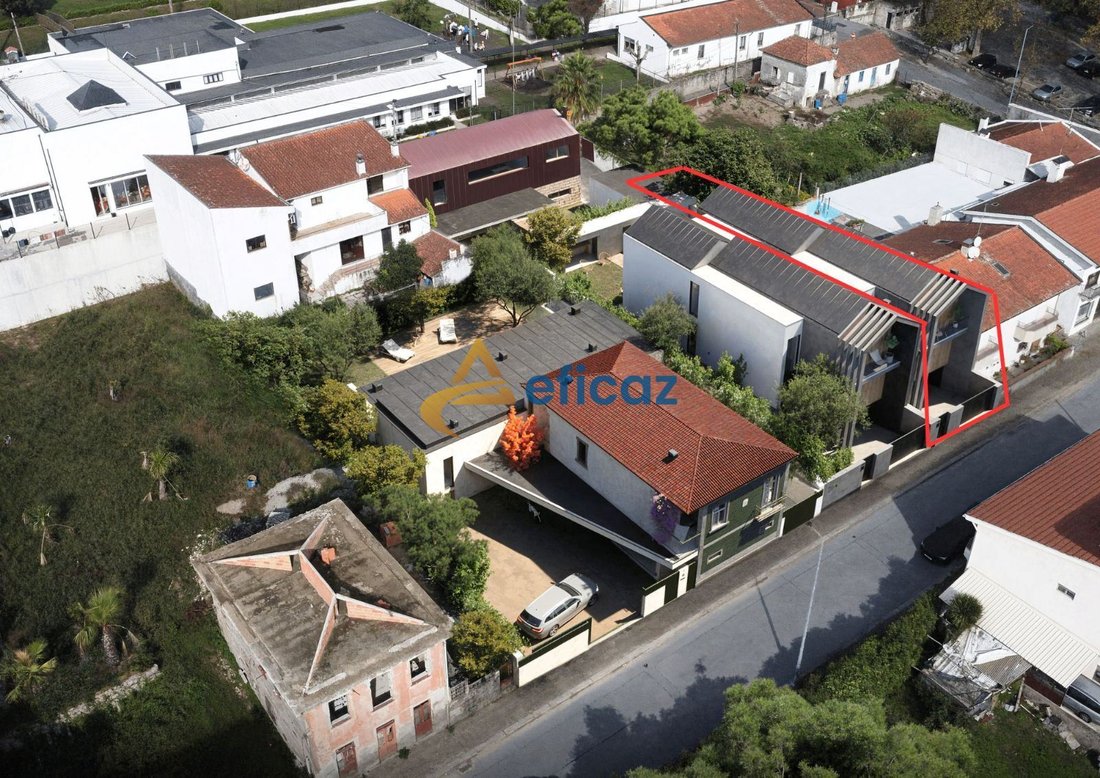 Paredes Town House In Paredes, Portugal For Sale (16139411)