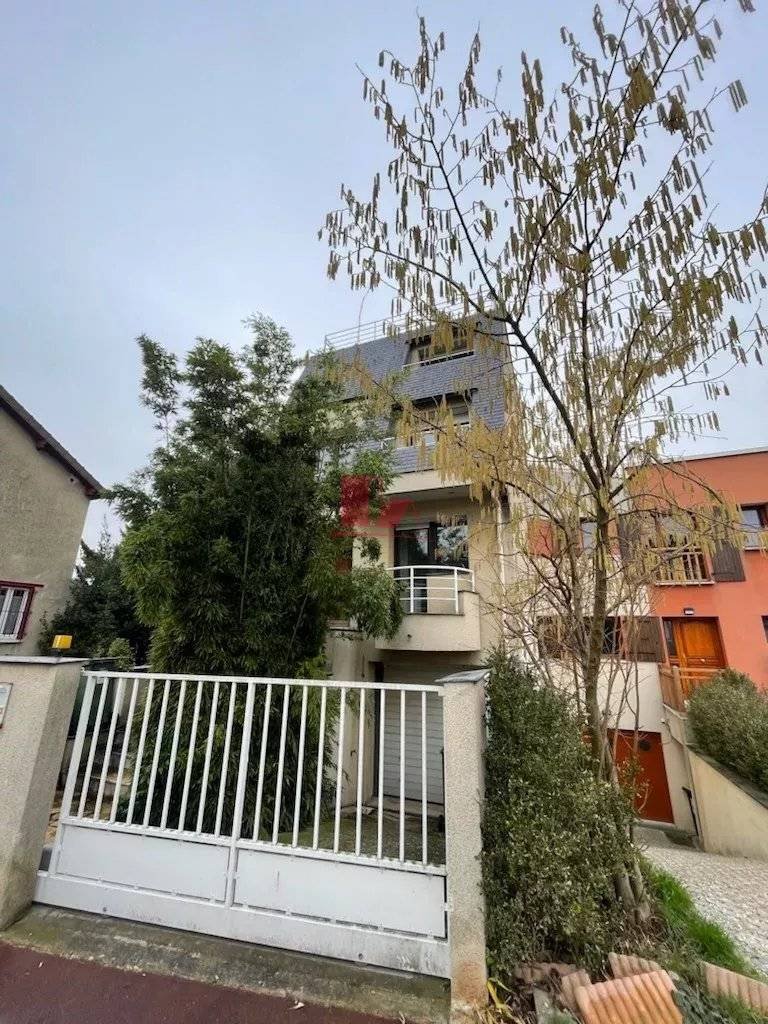 Clamart Percy House 140 M2 (203m In Percy, Auvergne Rhône Alpes, France ...