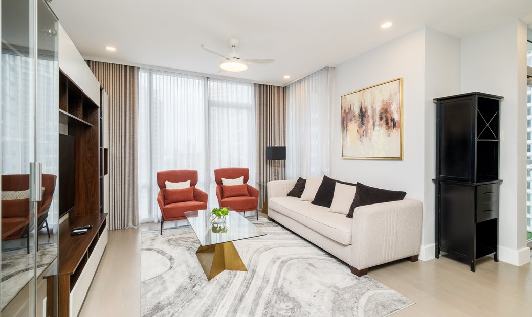 Lincoln Tower, The Proscenium At Rockwell In Makati, Metro Manila ...