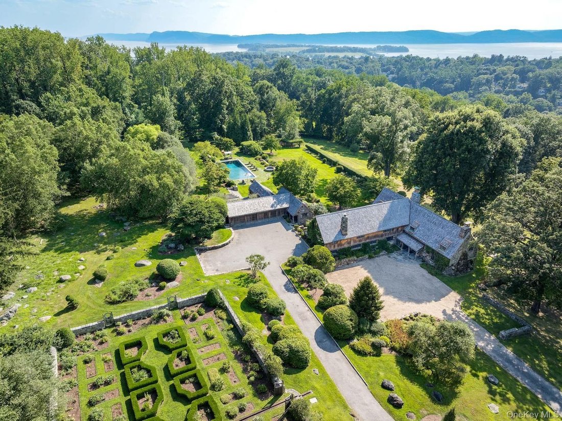 99 Quaker Bridge Road, In Croton On Hudson, New York, Vereinigte ...