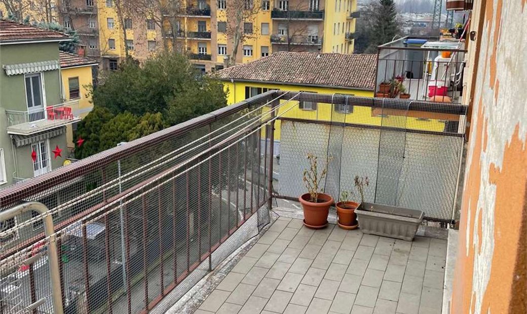 3/4 Camere X Studenti Via De Ambris In Parma, Emilia Romagna, Italy For ...