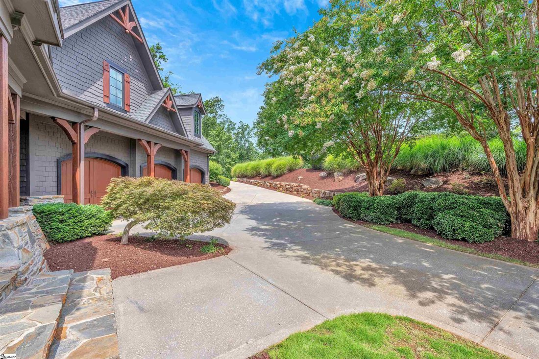 4 Bedrooms Single Family In The Cliffs Valley, South Carolina, United ...