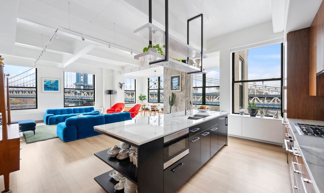 Meticulously Renovated & Designed Loft In New York, New York, United ...