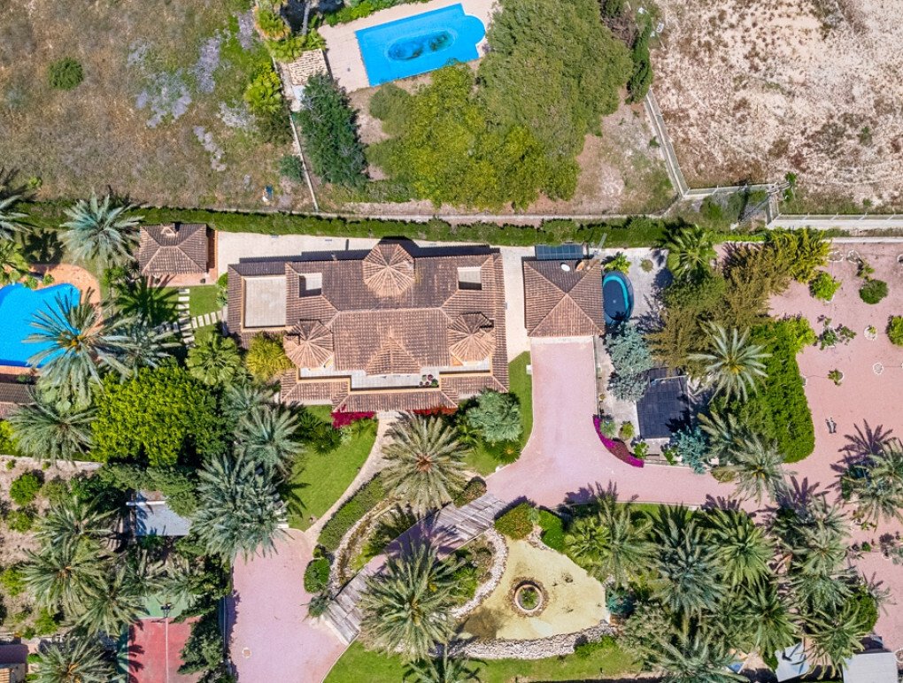 Detached Villa In Elx / Elche, Valencian Community, Spain For Sale ...
