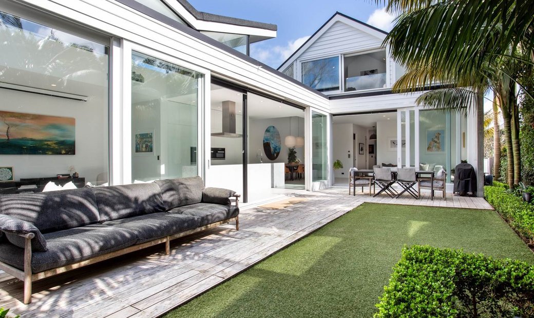 Architect Designed Elegance With Heated Pool In Auckland, Auckland, New ...
