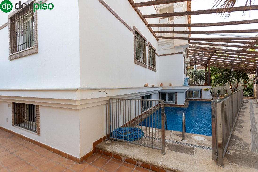 Motril Villa In Motril, Andalusia, Spain For Sale (16147605)