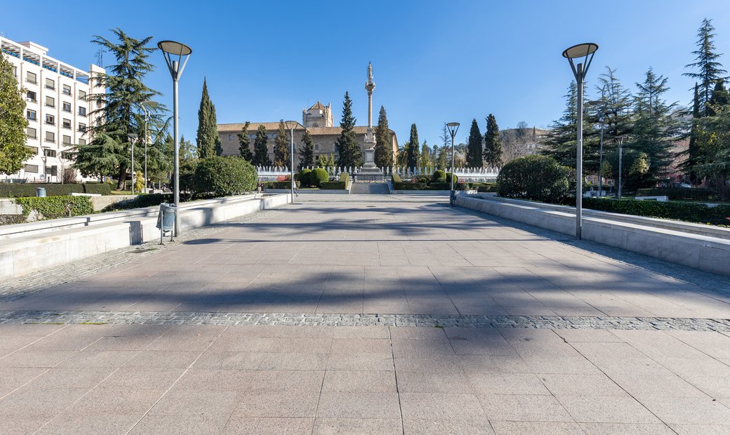 Granada Flat In Beiro, Granada, Spain For Sale (16154729)