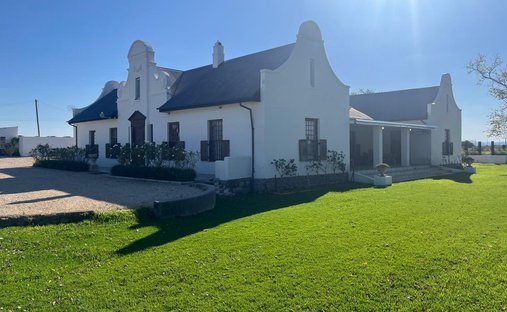 Luxury homes for sale in Steynsburg, Eastern Cape, South Africa ...