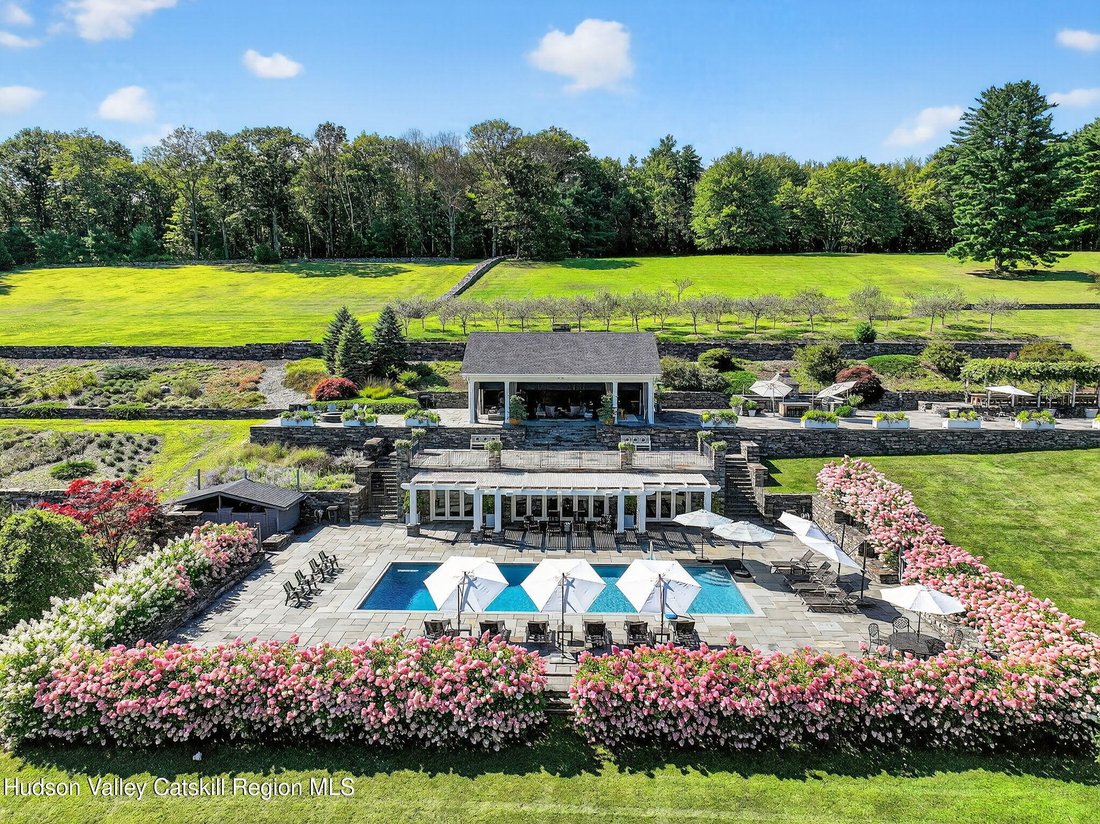 197 199 Chestnut Hill Road, In Stone Ridge, New York, Vereinigte ...