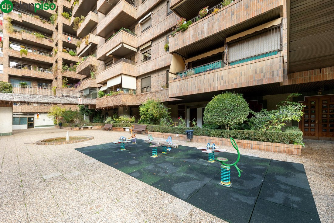 Granada Flat In Beiro, Granada, Spain For Sale (16154408)