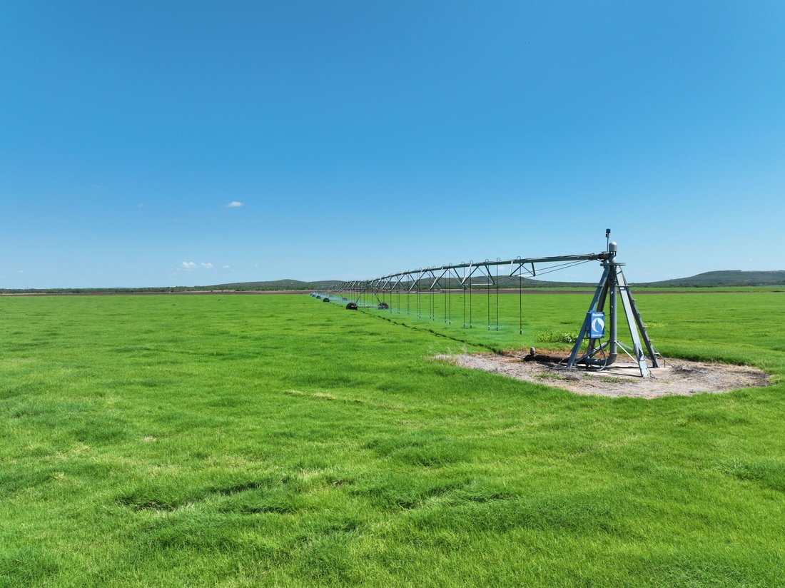 Blue Mountain Farm In Uvalde County In Knippa, Texas, United States For ...