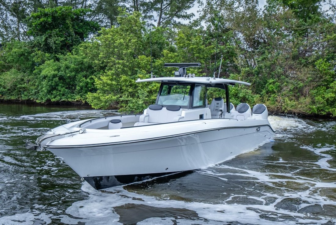 Hcb 42 Lujo In United States For Sale (16159738)