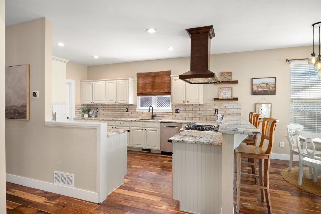 Beautifully Remodeled Erie Home Offers The In Erie, Colorado, United ...