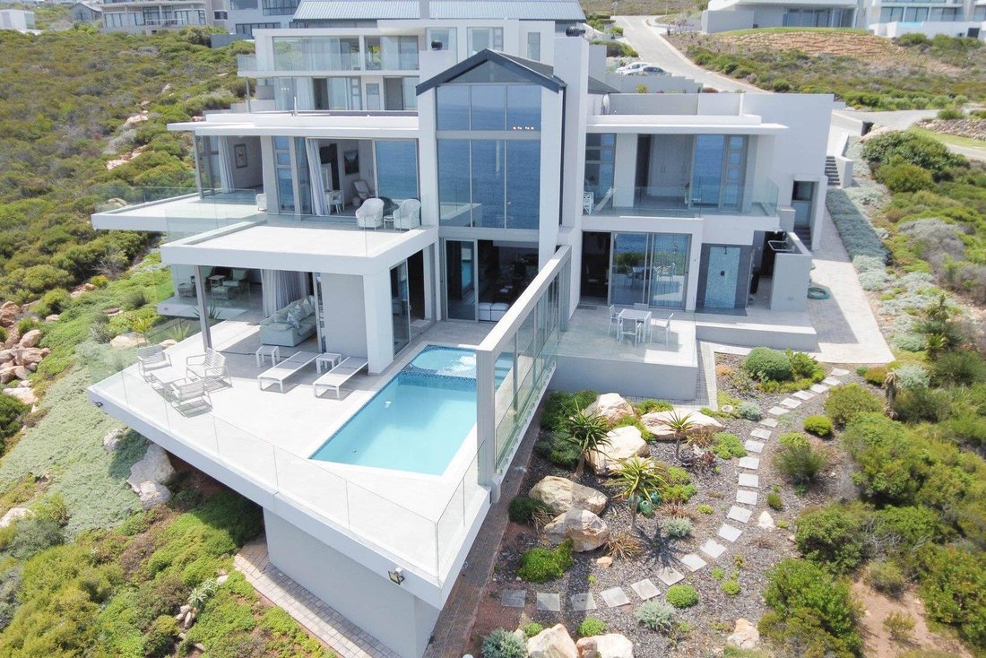 The Pinnacle Of Luxury Living On The In Mossel Bay, Western Cape, South ...