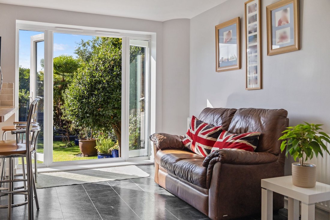House Reigate In Reigate, England, United Kingdom For Sale (16165245)