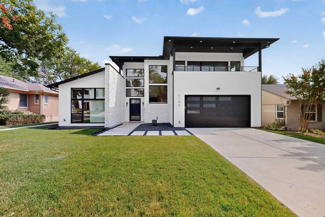 Stunning Modern Home With Open Design And Luxe In Dallas, Texas, United ...