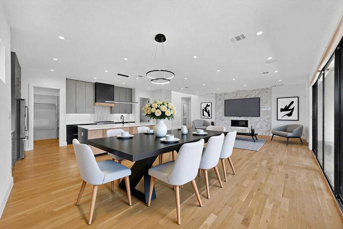 Stunning Modern Home With Open Design And Luxe In Dallas, Texas, United ...