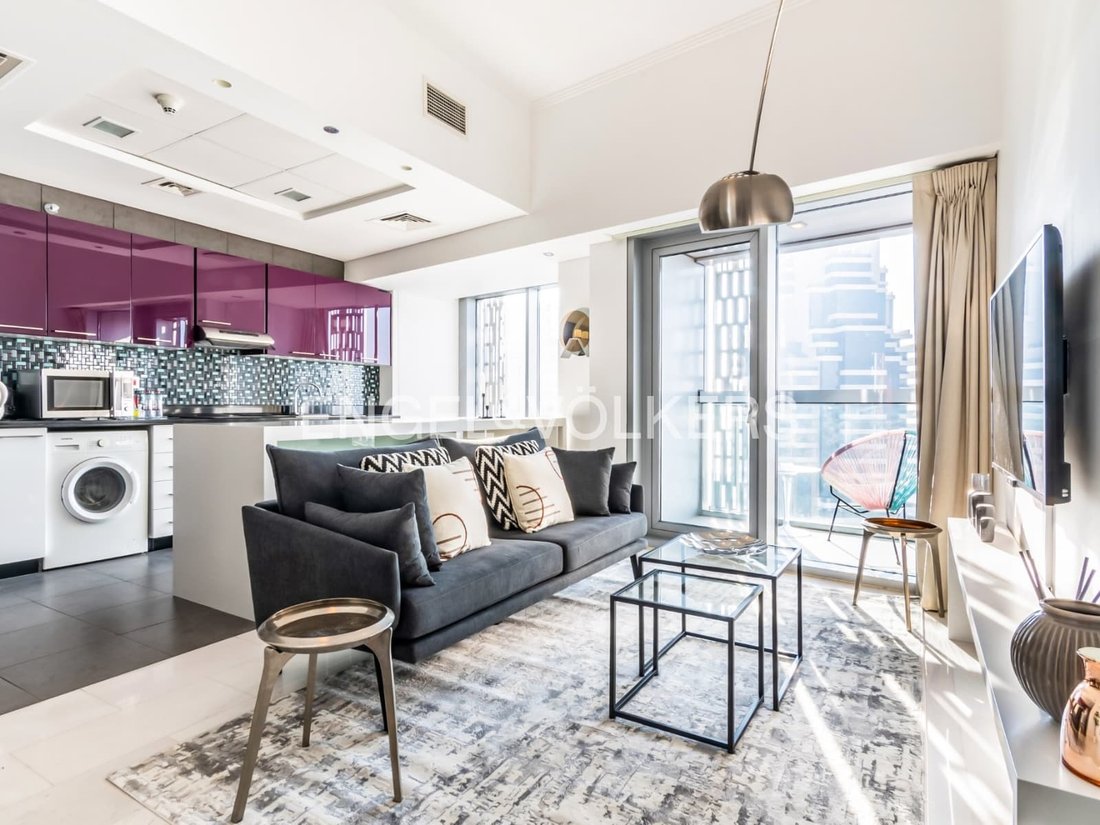 Vacante | Torre Icónica | Vista Al Mar En Dubái, Dubái, Emiratos árabes ...