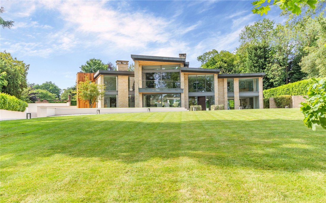 Hall Grounds Drive, Colston In Colston Bassett, England, United Kingdom ...