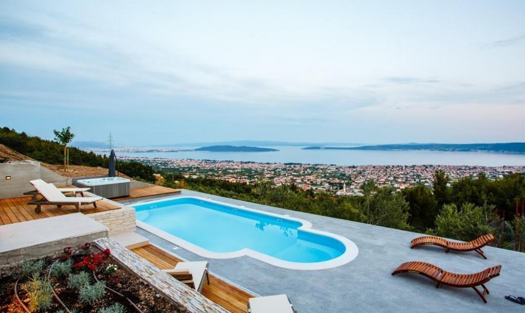 Villa For Sale In Kastel Stari, In Kastel Stari, Split Dalmatia County ...