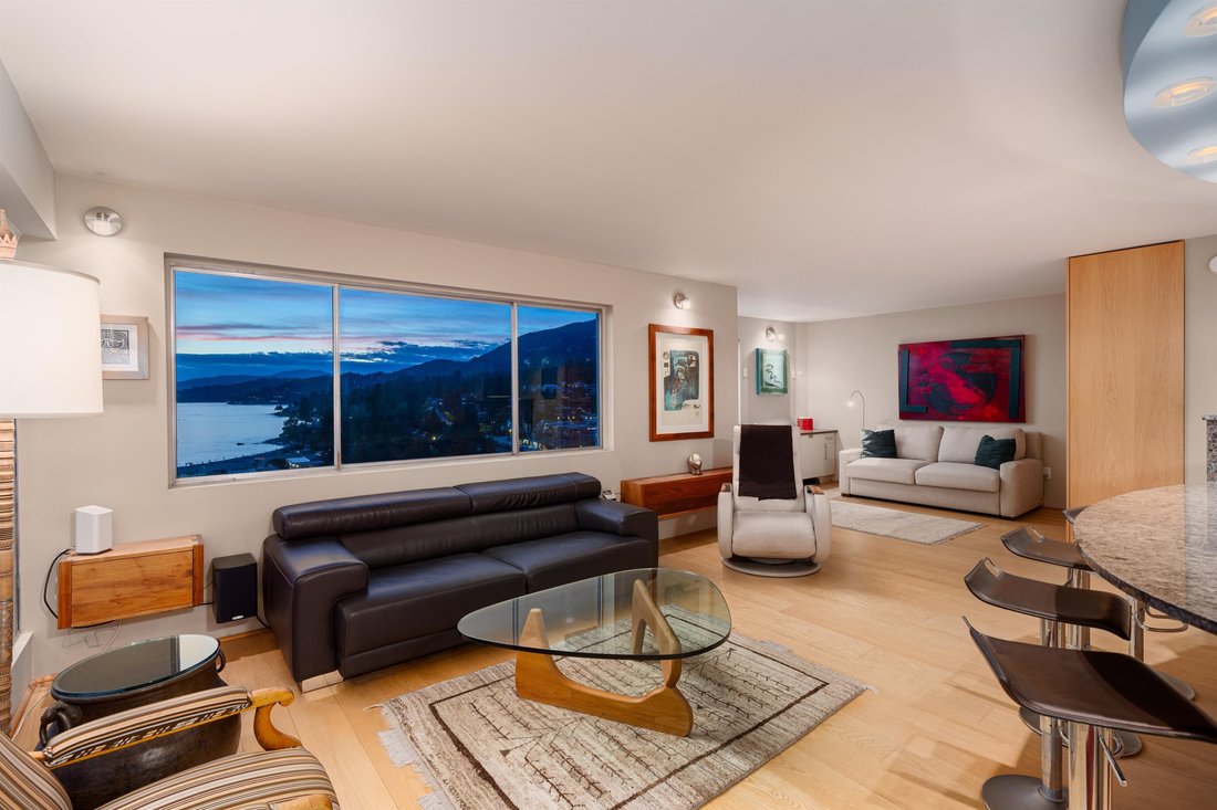 The Seastrand: Spectacular Ocean & In West Vancouver, British Columbia ...