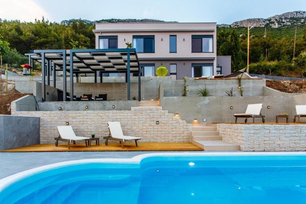 Villa For Sale In Kastel Stari, In Kastel Stari, Split Dalmatia County ...