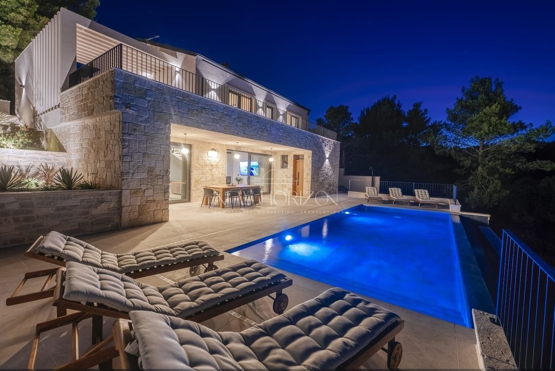 Dalmatian Villa Mali Iž Island In Veli Iz, Zadar County, Croatia For ...