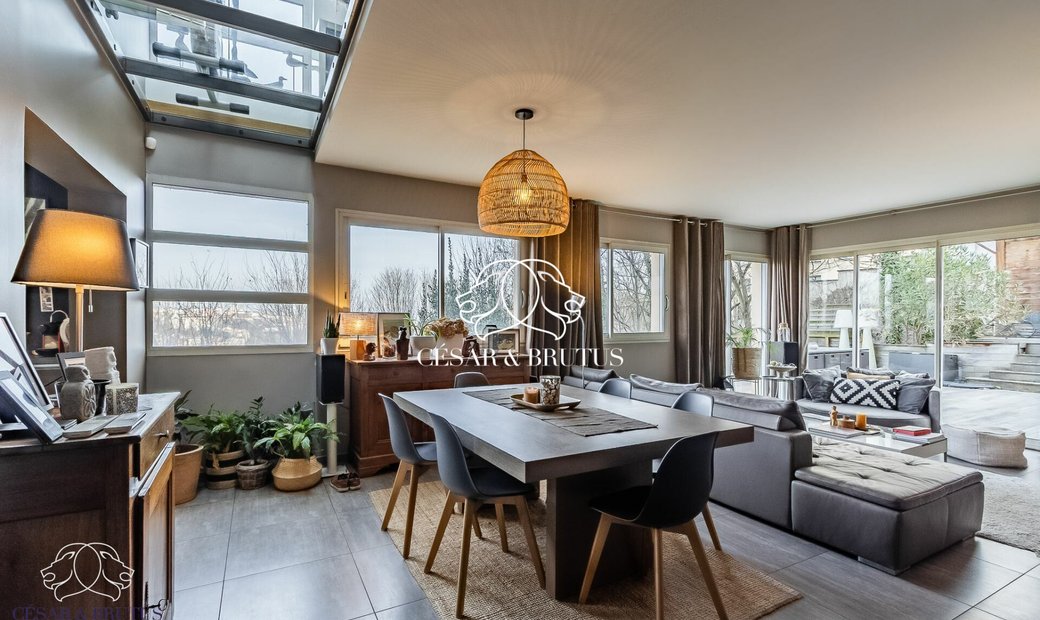 Lyon House In Lyon, Auvergne Rhône Alpes, France For Sale (16170255)