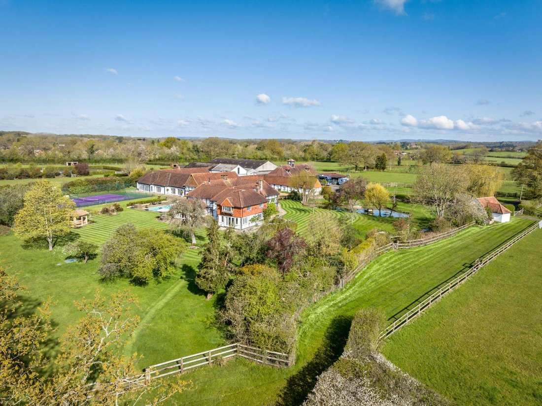 Gaskyns House, Lyons Road, Slinfold, In Slinfold, England, United ...