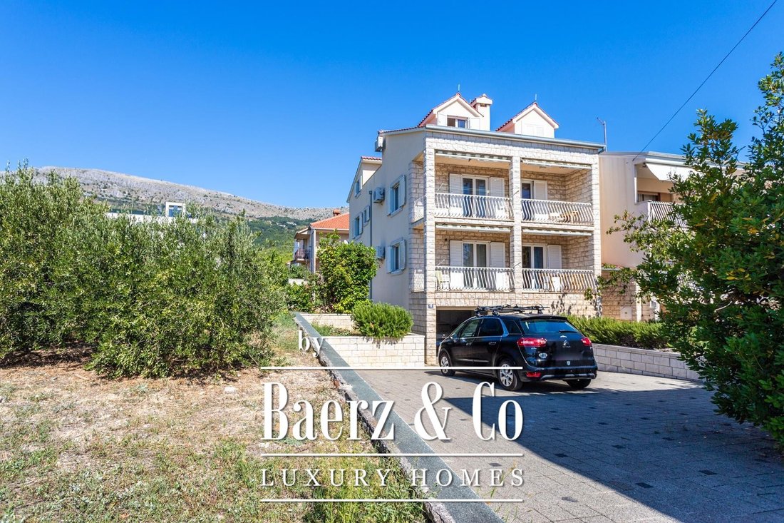 Podstrana, House With Three In Sveti Martin, Split Dalmatia County ...