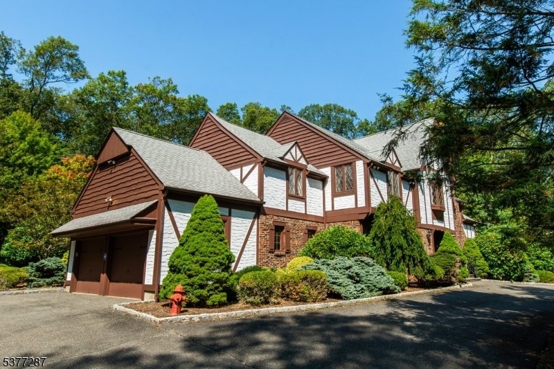 Residential Mendham Twp. In Mendham, New Jersey, United States For Sale ...