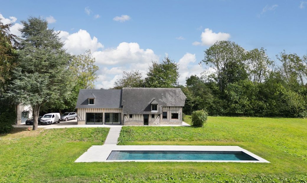 8 Rooms Glanville In Glanville, Normandy, France For Sale (16170863)
