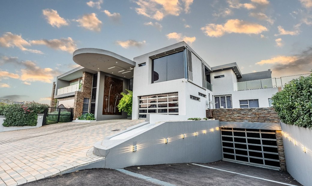 Unrivaled Luxury Living In Sable Hills Waterfront En Roodeplaat, South ...