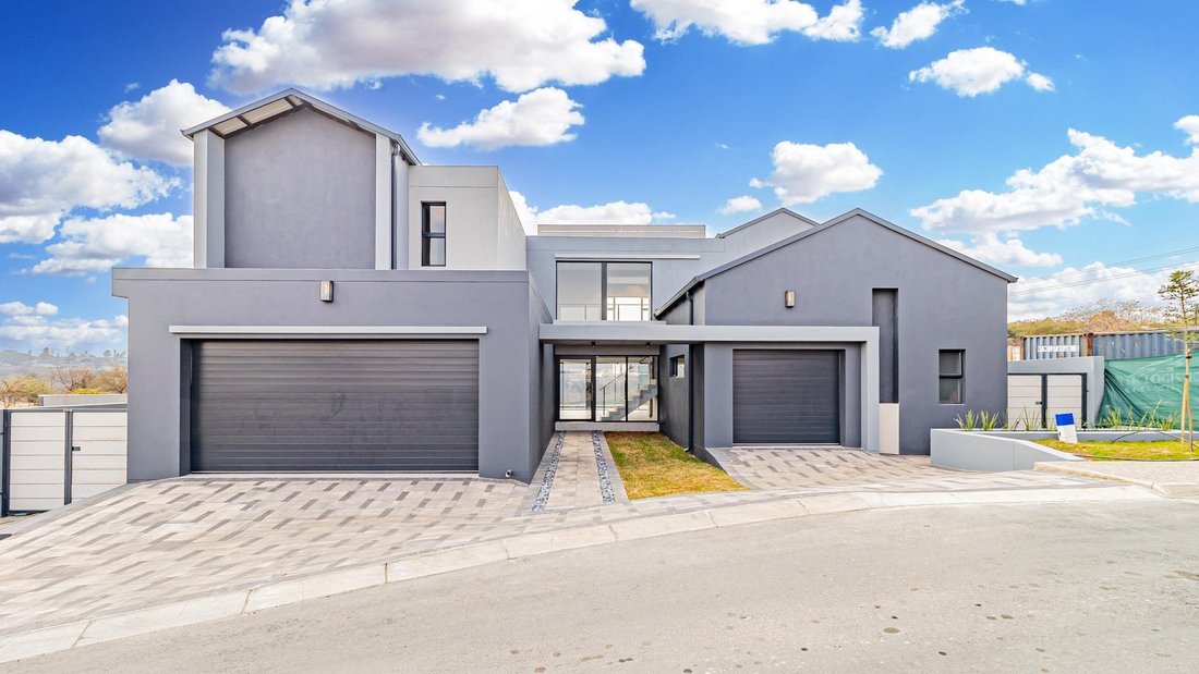 Discover Luxurious Living In Helderfontein In Midrand, Gauteng, South ...
