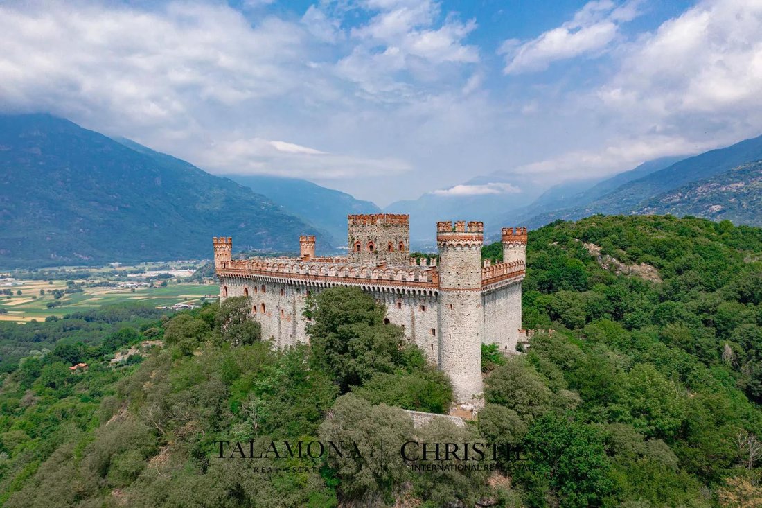 Montalto Dora Castle In Montalto Dora, Italy For Sale (16188836)