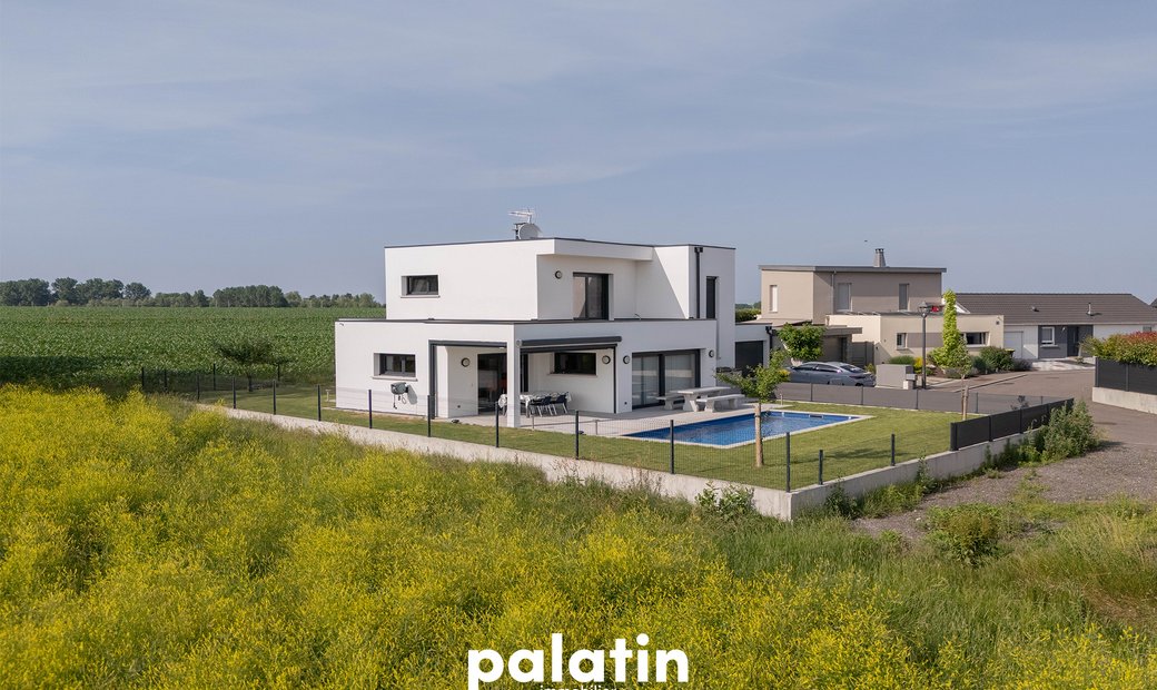 Superbe Maison De 160m2 Toit Plat In Truchtersheim, Grand Est, France ...