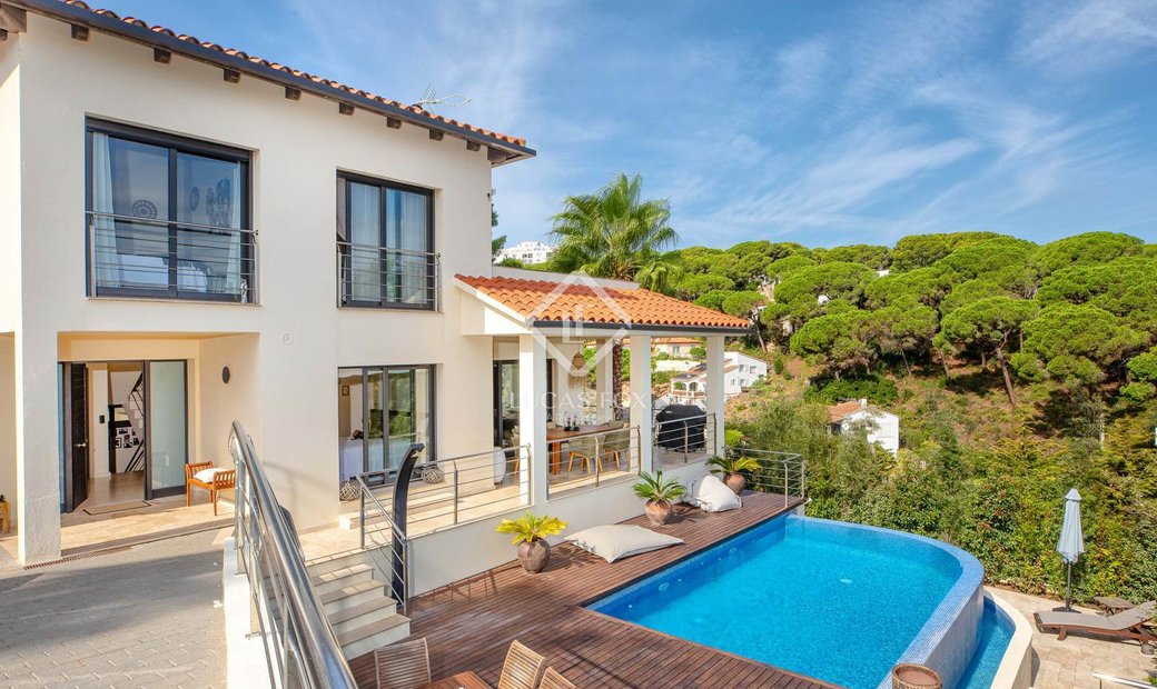 Pals House / Villa In Pals, Catalonia, Spain For Sale (16189298)