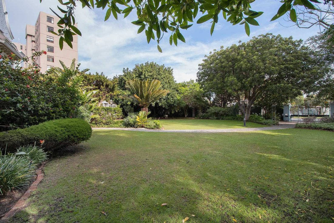 Vrede Manor In Cape Town, Western Cape, South Africa For Sale (16193182)