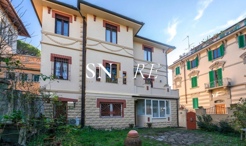 Luxurious Villa On Via Delle Forbici With Garage And Garden In Tuscany ...