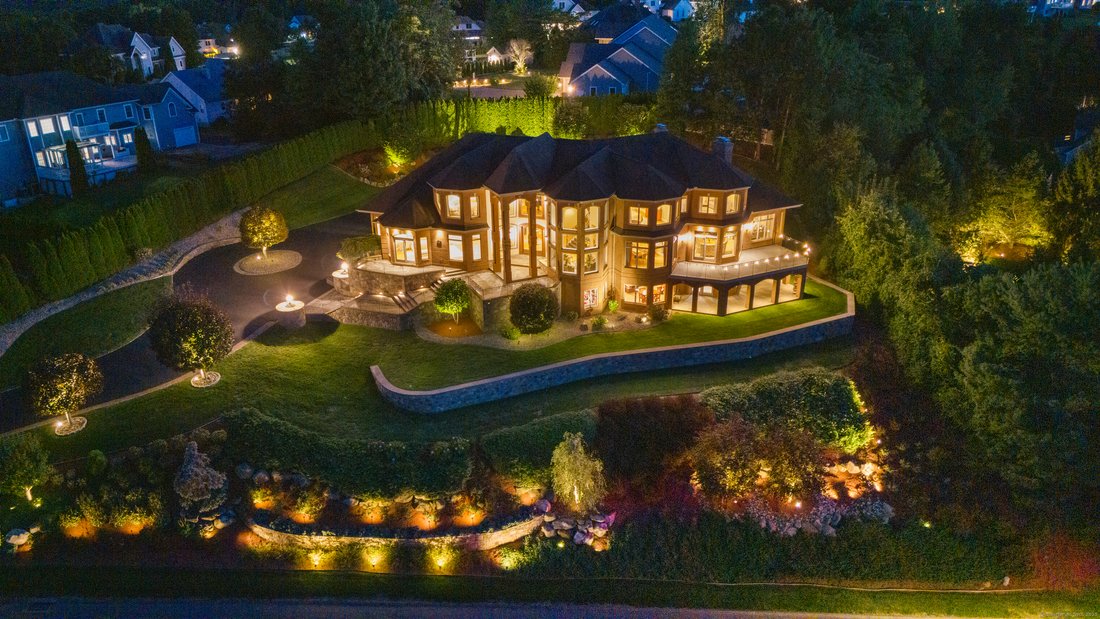 A Masterpiece Of Architecture And In Rocky Hill, Connecticut, United ...