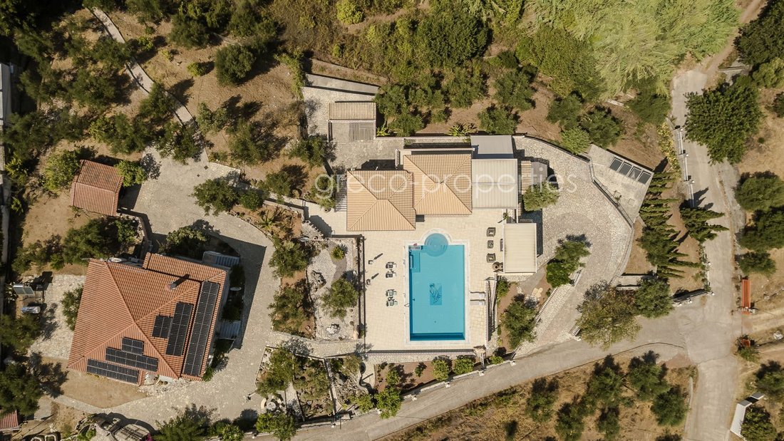 Almyra Residence & Spa – Villa On 3 Beaches, Near “Navarino In Petalidi ...