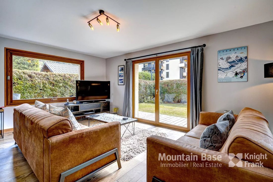 Les Bossons A Large, 4 Bedroom In Chamonix, Auvergne Rhône Alpes ...