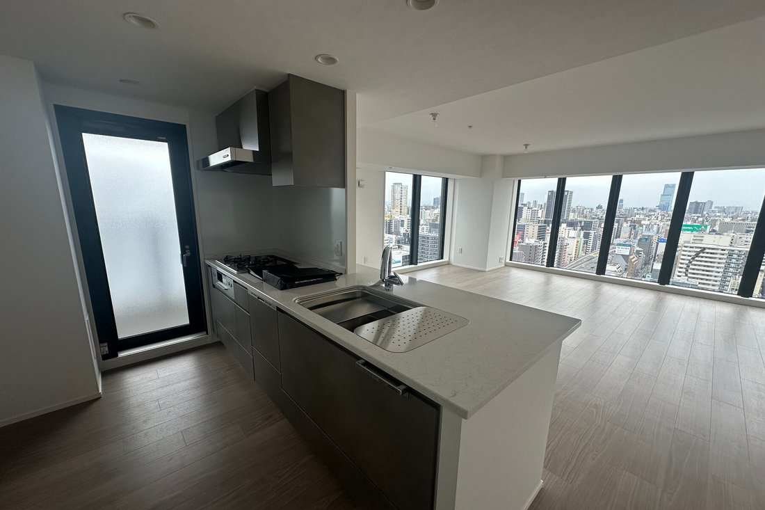 Geo Tower Sakaisuji Hommachi Dans Osaka, Osaka, Japon à Vendre (16201212)