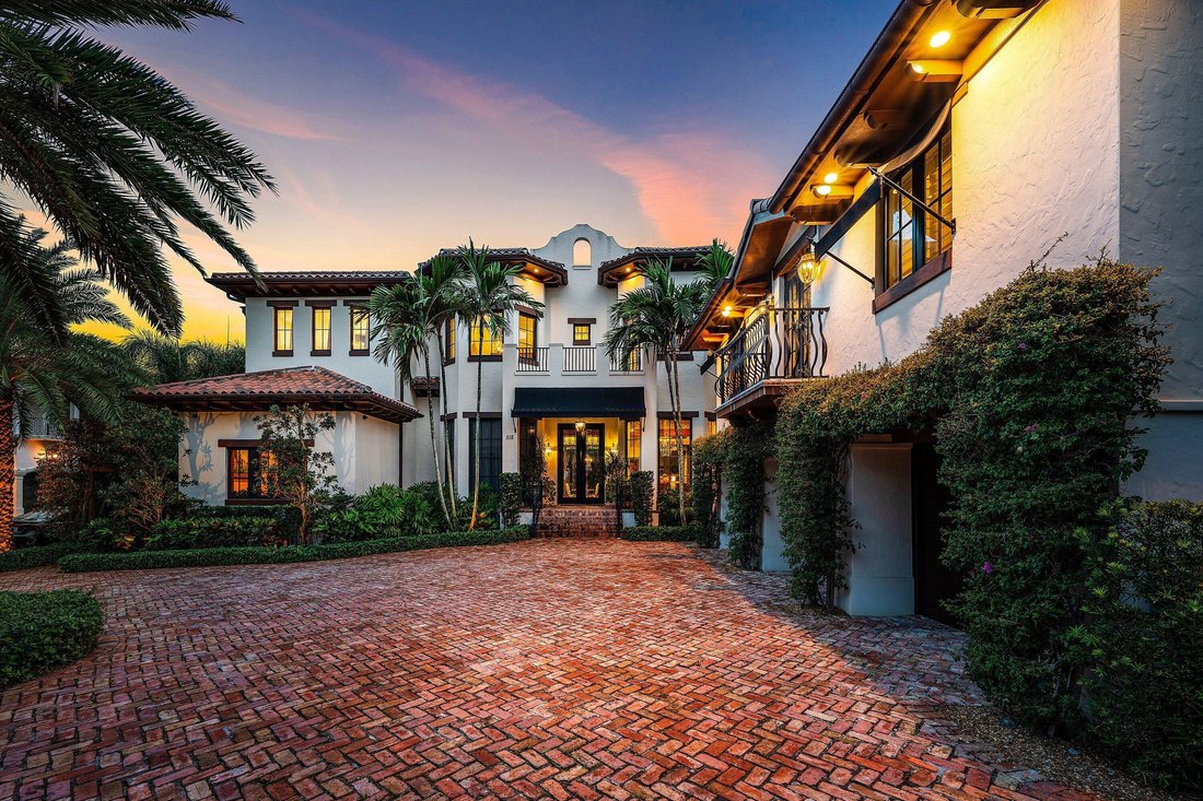 6 Bedrooms Single Family Detached In Delray Beach, Florida, United ...