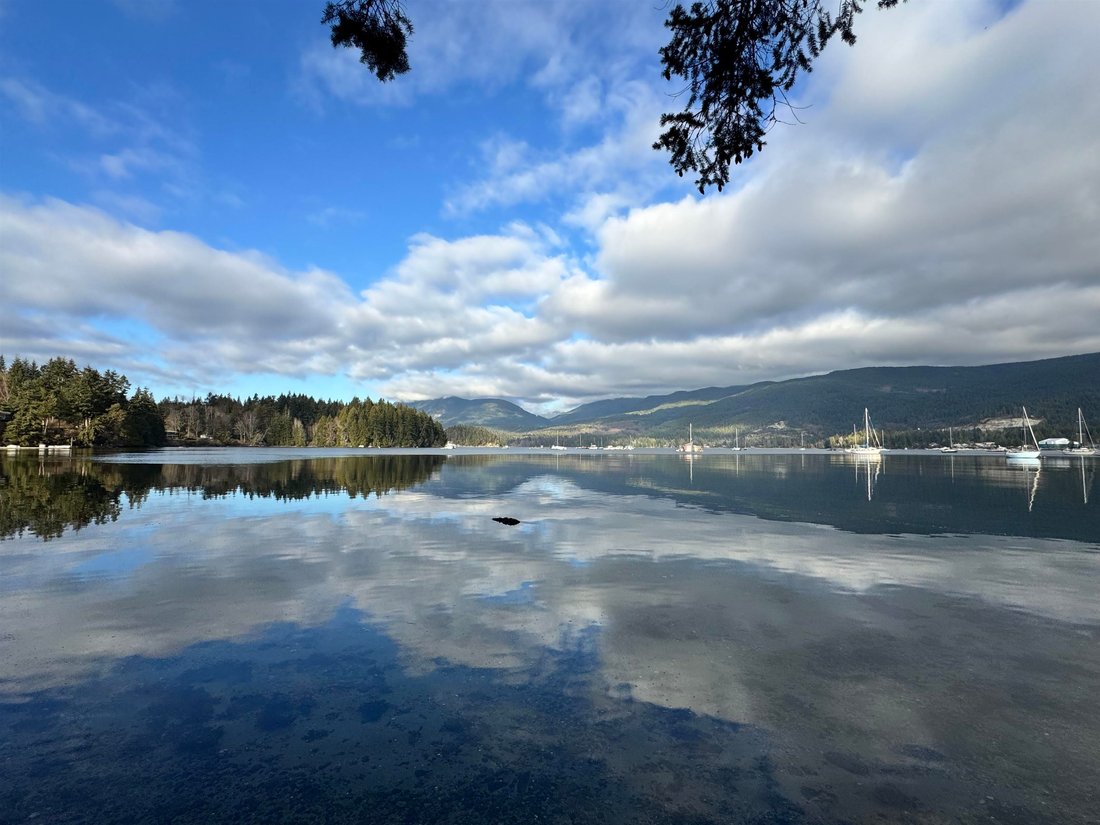 Rare 1.45 Acre Waterfront Property In In Sechelt, British Columbia ...