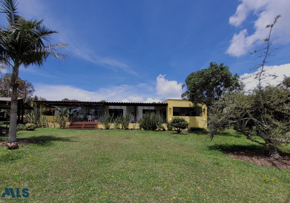 Tranquility Surrounded By Nature, Countryside And Comfort In Envigado ...