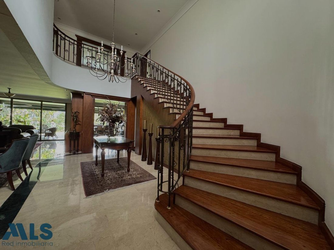 Luxurious House In An Urban Area With Private In Medellín, Antioquia ...